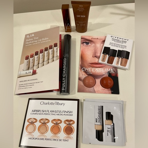 Sephora | Makeup | Deluxe Makeup Sampler With Fullsize Pur Fully ...
